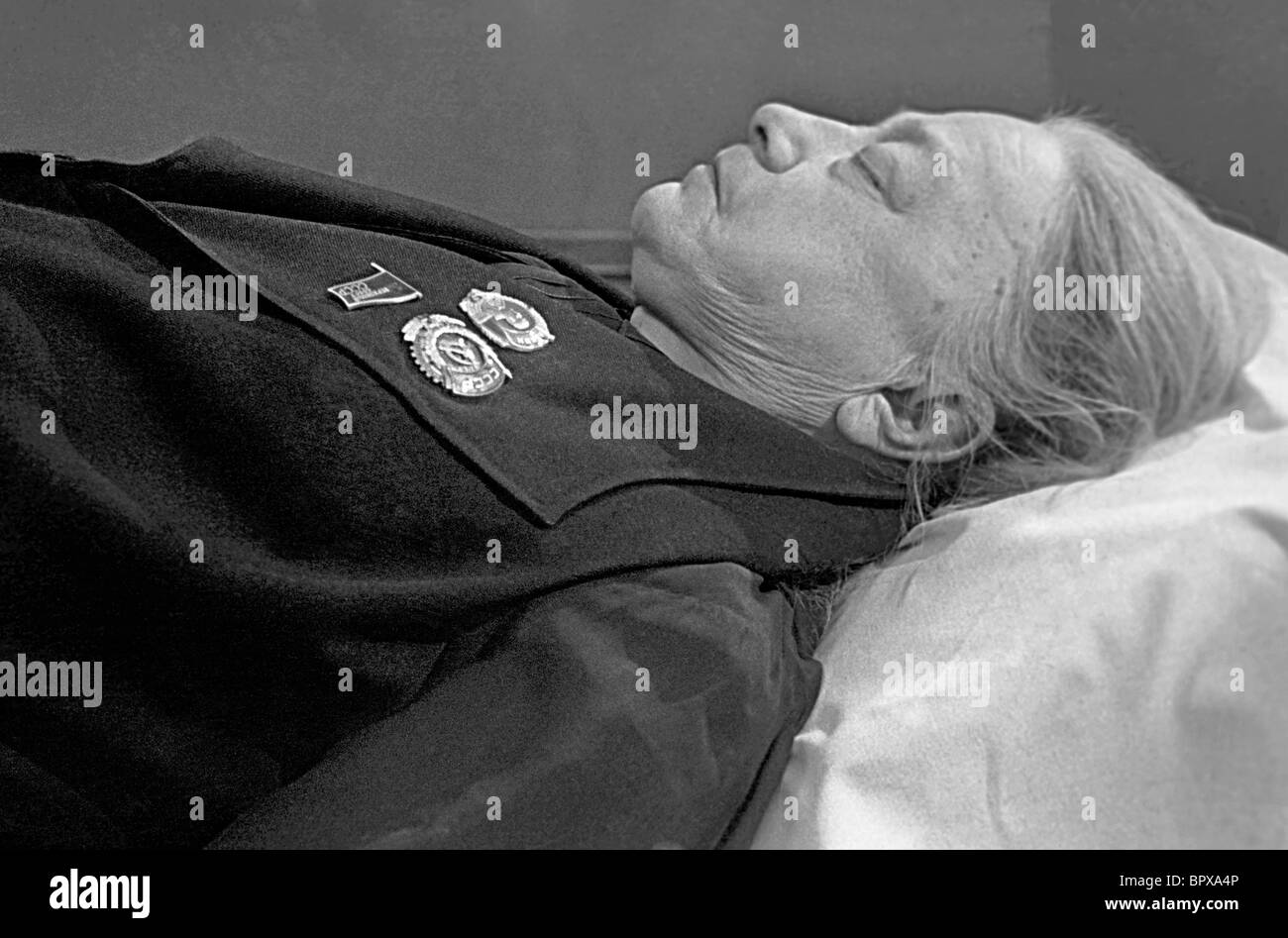 Nadezhda Krupskaya Auf Ihrem Sterbebett Stockfotos und -bilder Kaufen ...