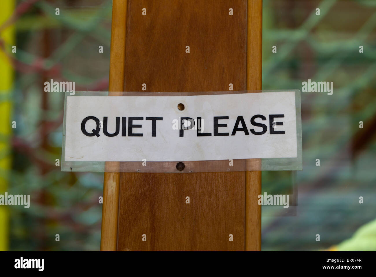 Bitte um stille -Fotos und -Bildmaterial in hoher Auflösung – Alamy