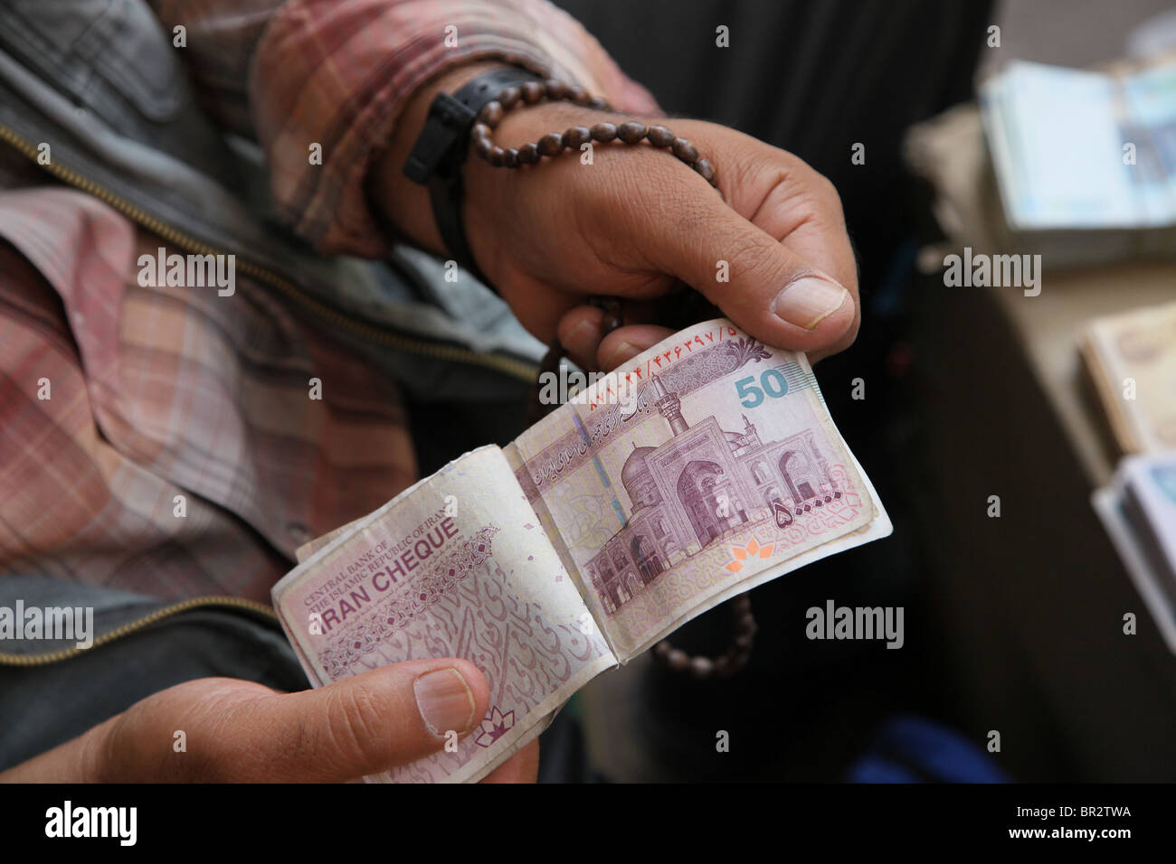 Iranische banknoten -Fotos und -Bildmaterial in hoher Auflösung – Alamy