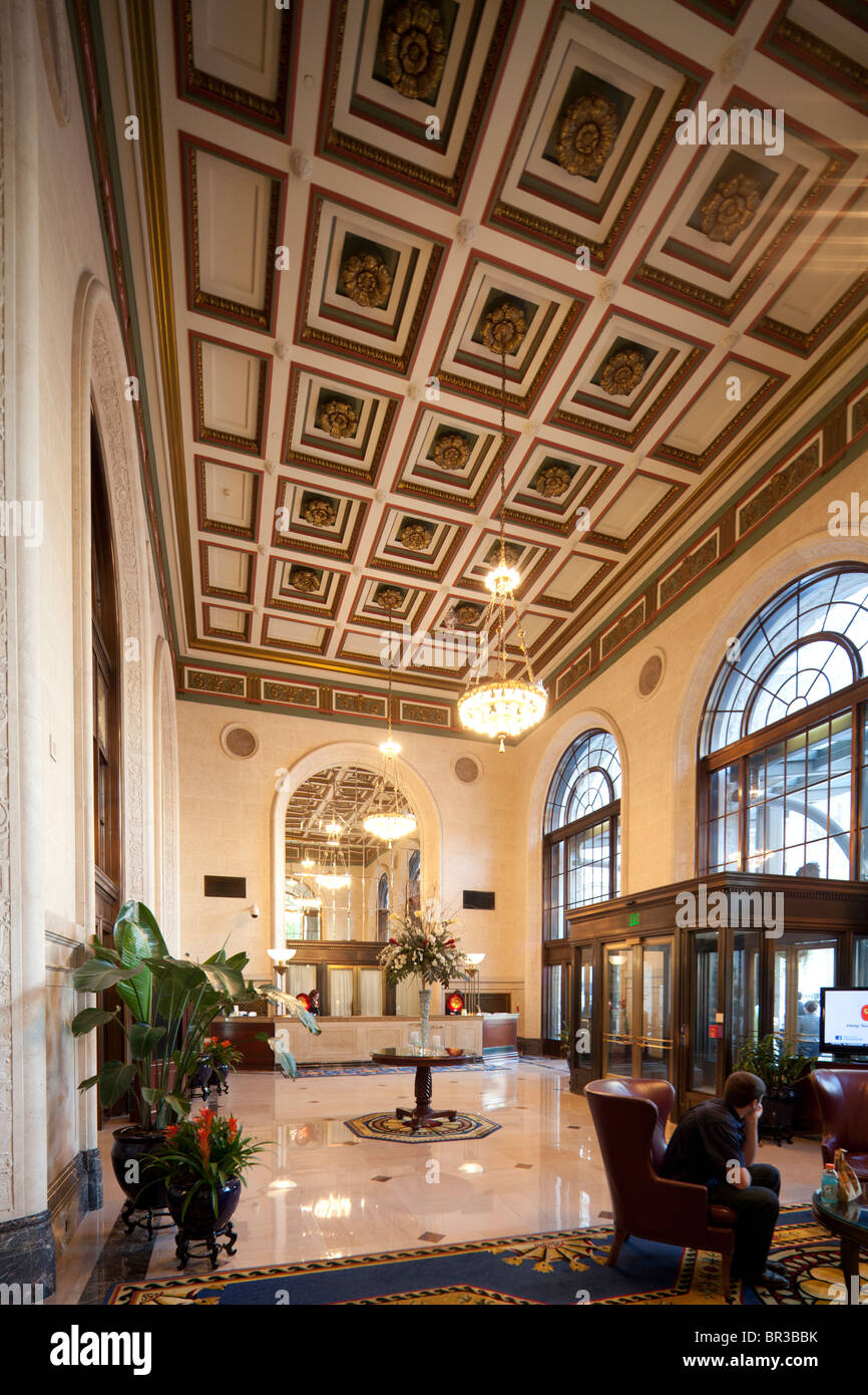 Marriott Courtyard Hotel-Lobby, 21 N Juniper Street, Philadelphia ...