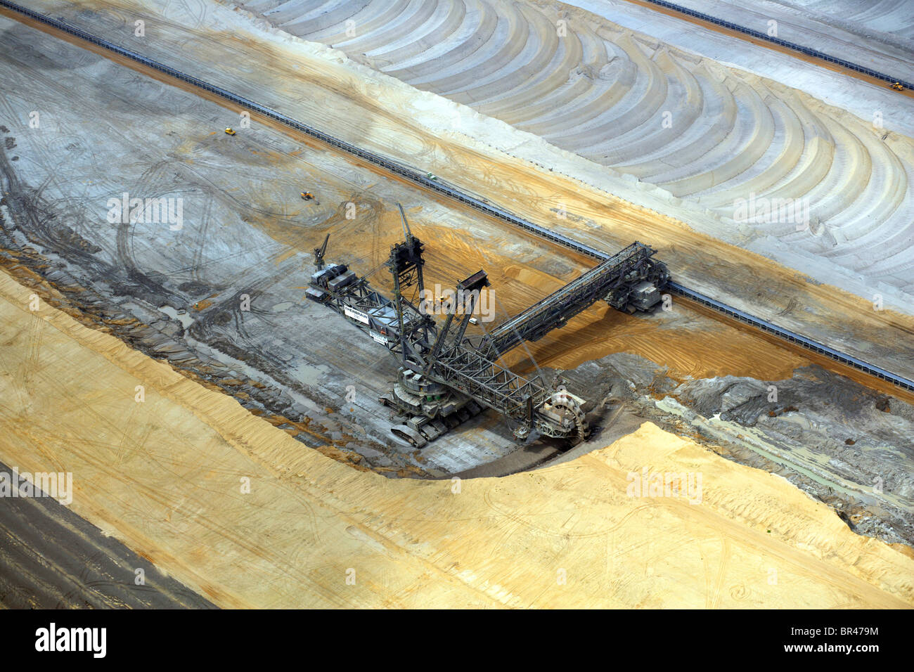 Schaufelrad Bagger an Braunkohle Tagebau Hambach North Rhine-Westphalia ...