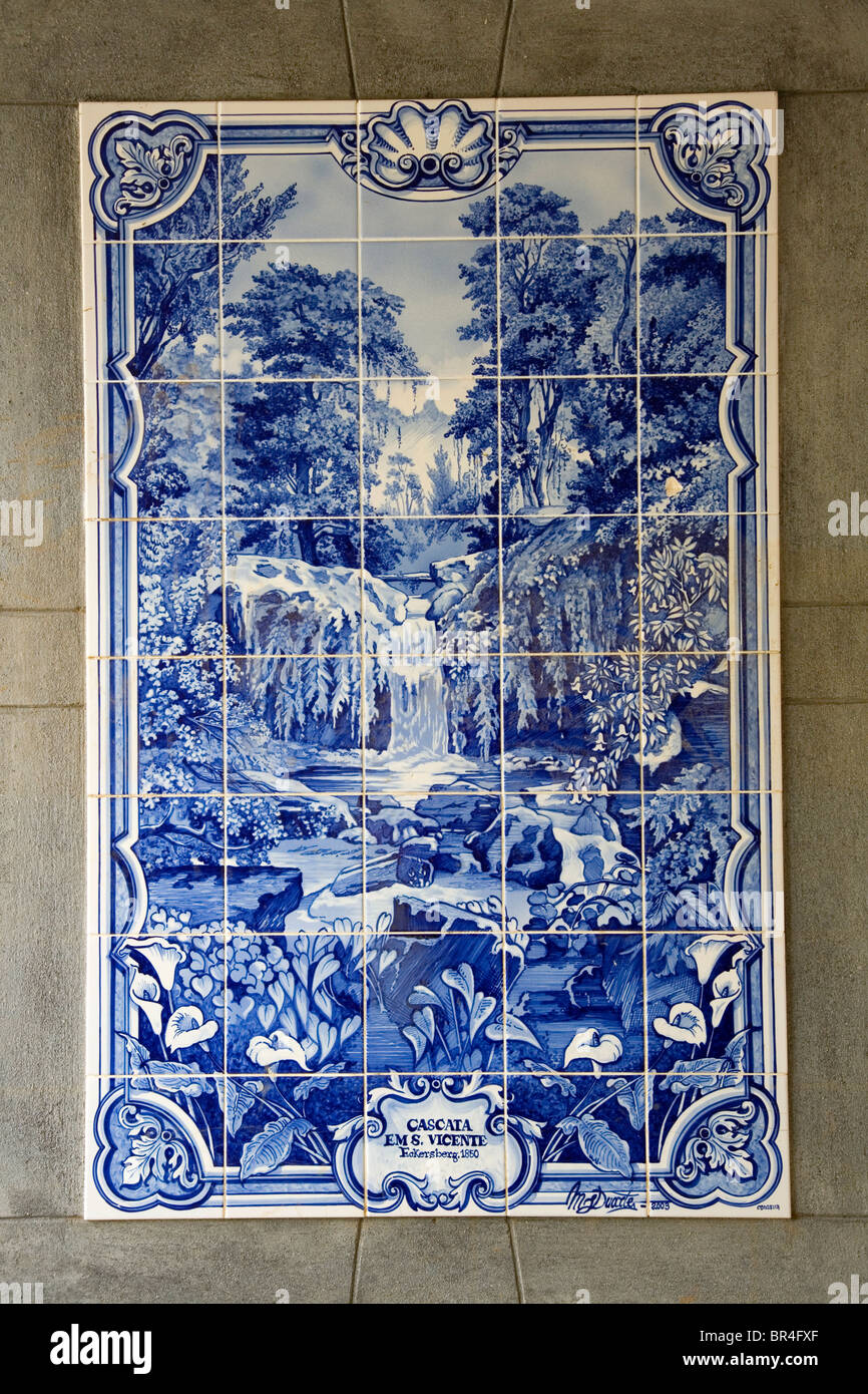 Azulejo ceramic madeira -Fotos und -Bildmaterial in hoher Auflösung – Alamy