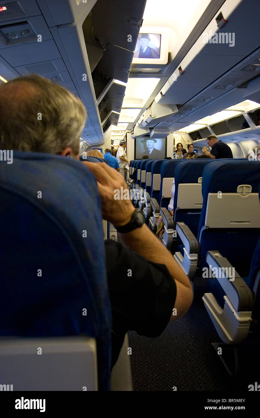 Flugzeug innenraum -Fotos und -Bildmaterial in hoher Auflösung – Alamy