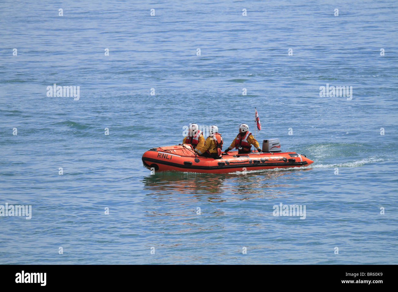 Rettungsboot reagiert auf notfall -Fotos und -Bildmaterial in hoher ...