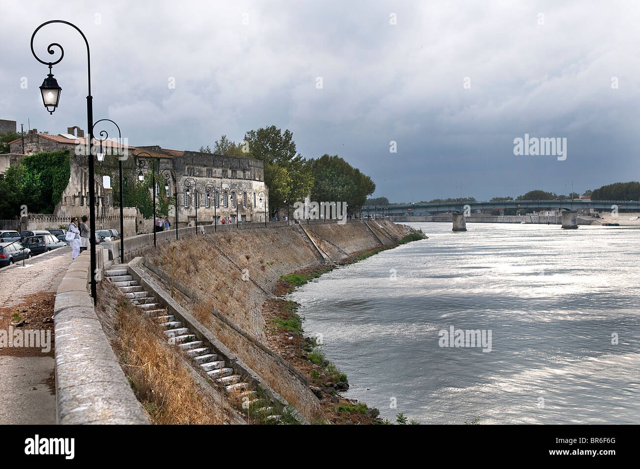 Arles france and rhone river -Fotos und -Bildmaterial in hoher ...