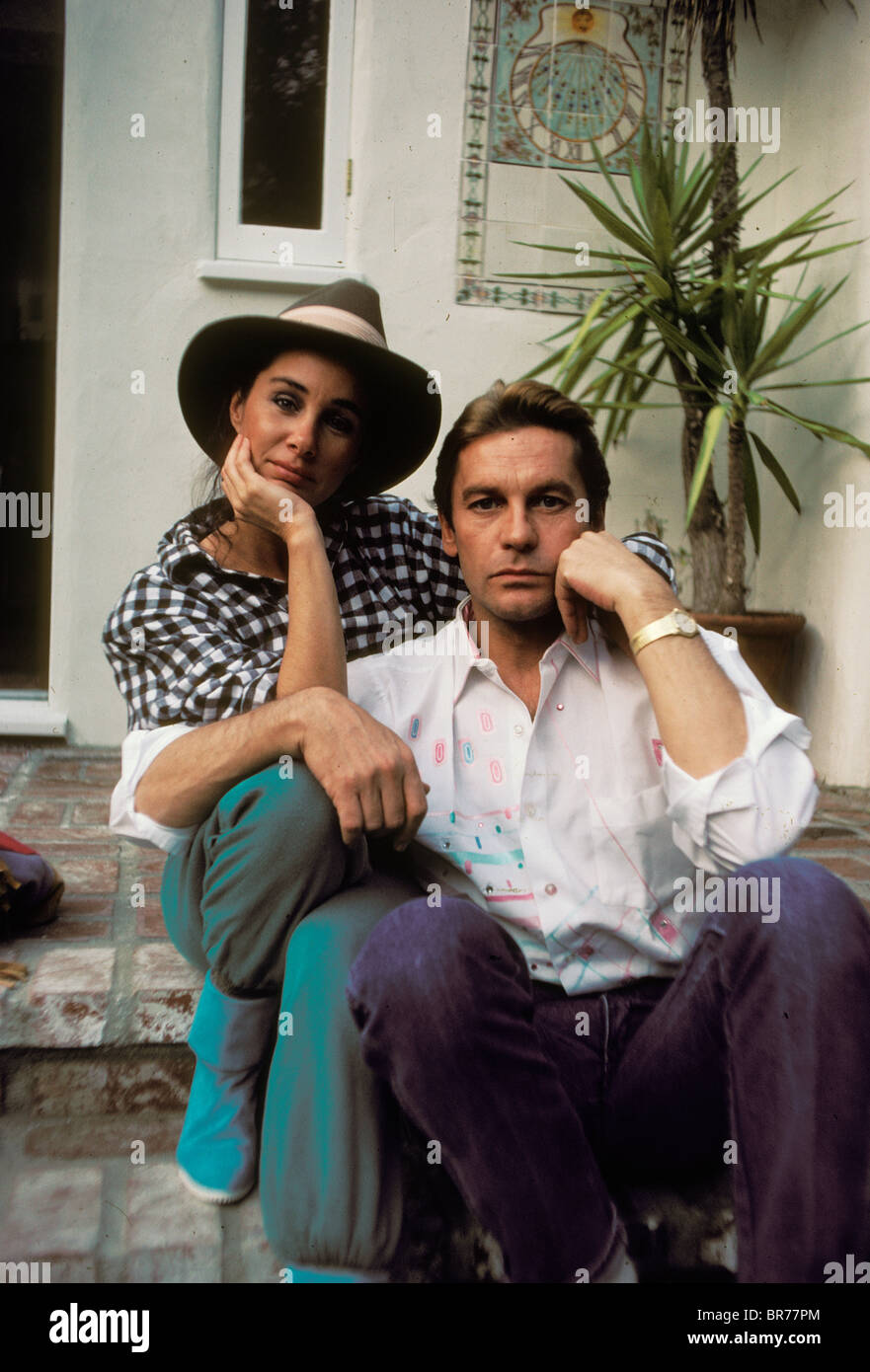 Dynasty Television Series Stockfotos & Dynasty Television Series Bilder ...