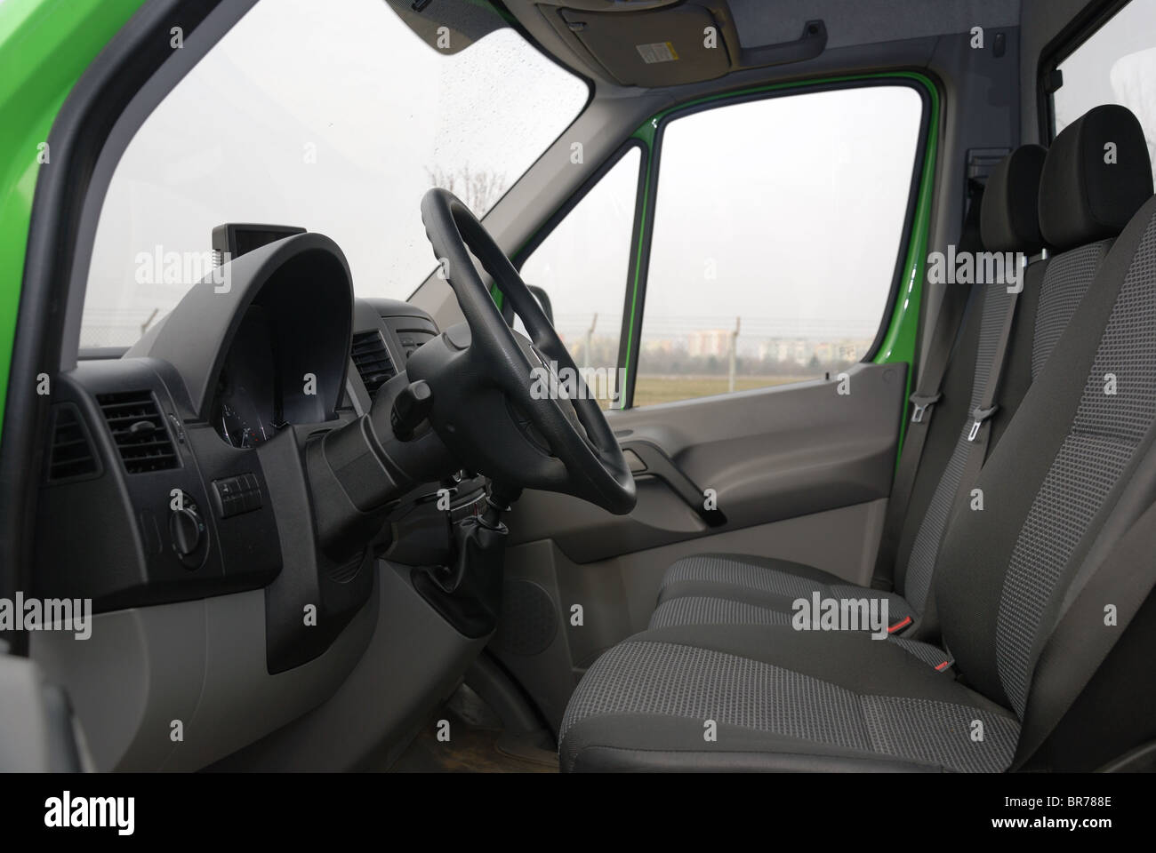 Sprinter premium kastenwagen -Fotos und -Bildmaterial in hoher ...