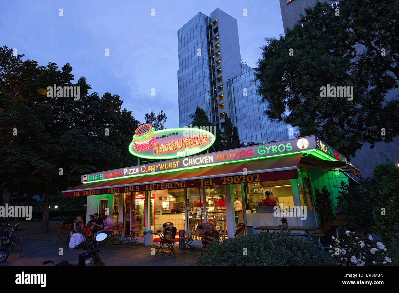 Snack-Bar, Frankfurt Am Main, Hessen, Deutschland Stockfotografie - Alamy