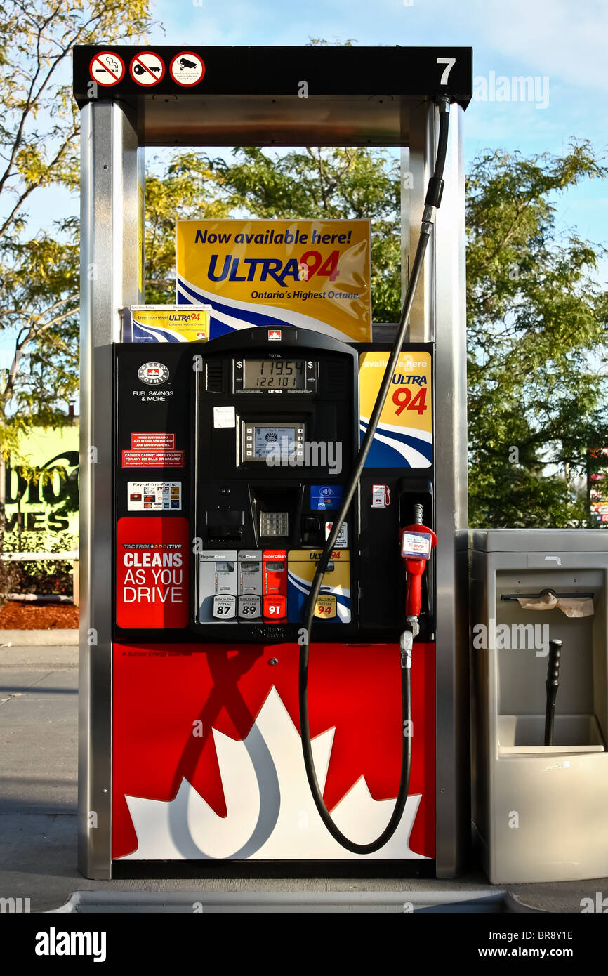 Gas station pump -Fotos und -Bildmaterial in hoher Auflösung – Alamy