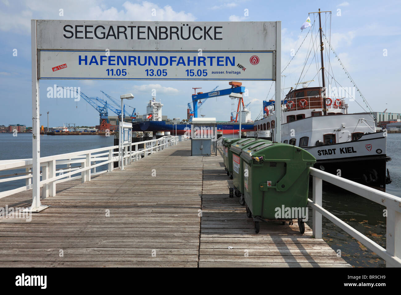D-Kiel, Kieler Förde, Ostsee, Schleswig-Holstein, Kieler Hafen, zu ... D-Kiel, Kieler Förde, Ostsee, Schleswig-Holstein, Kieler Hafen, zu ...