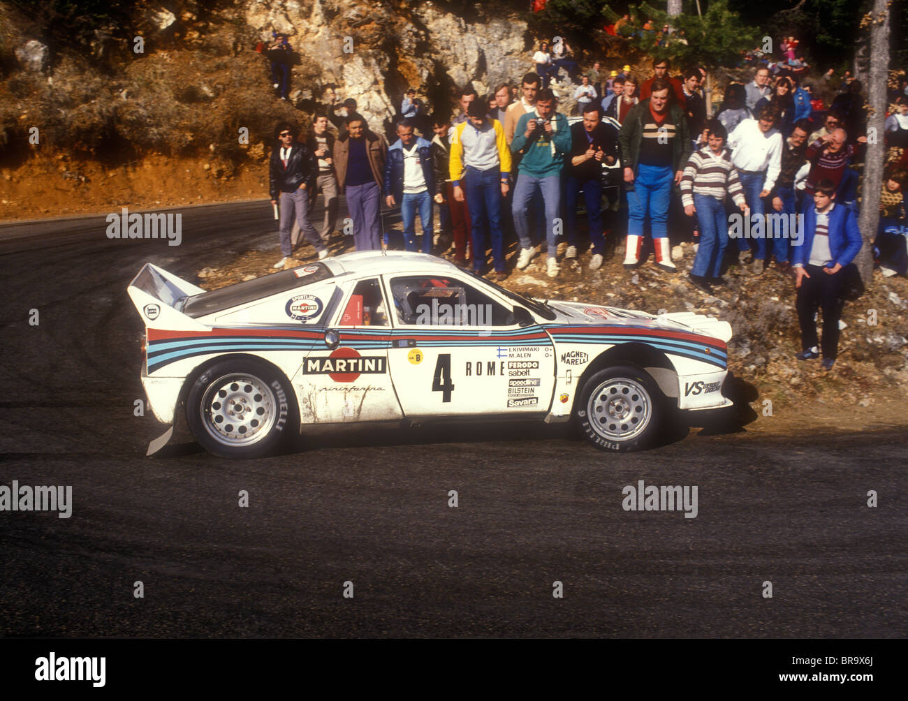 Makku Alen fahren einen Martini Lancia 037 Rally, auf der Bühne in der ...