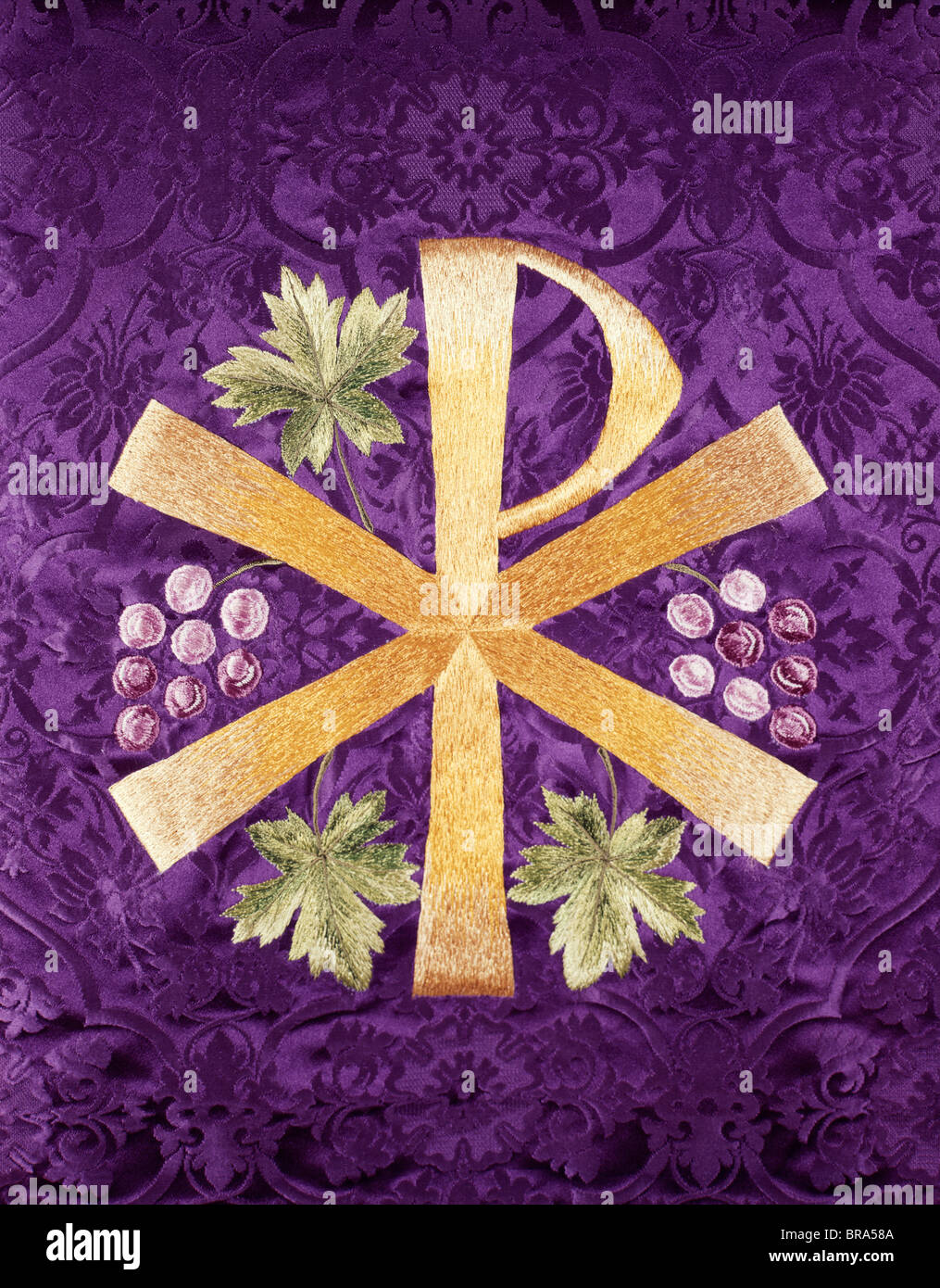 CONSTANTINES KREUZ CHI RHO GESTICKT IN GOLD AUF LILA TUCH SYMBOL FÜR ...