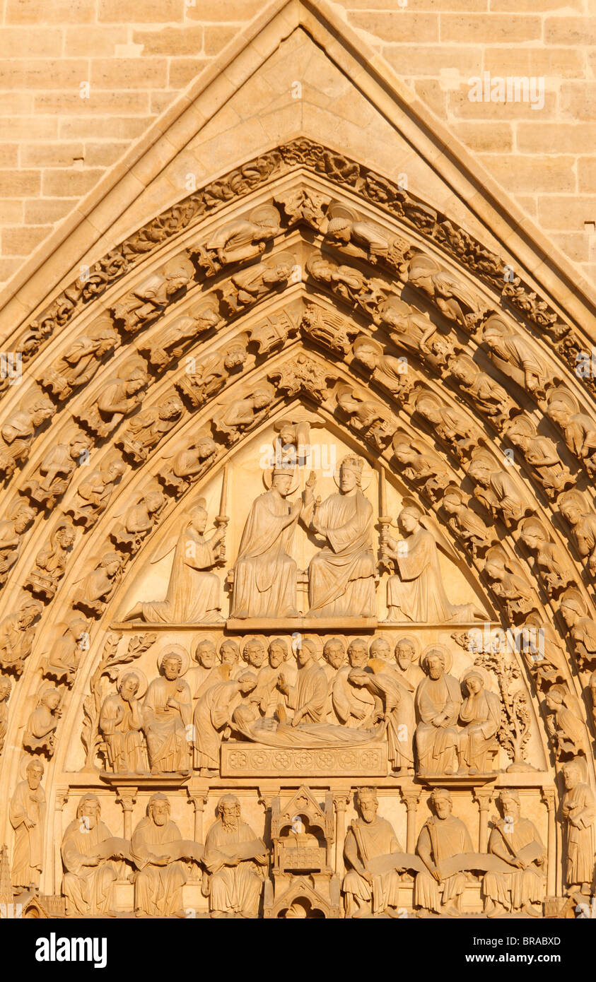 Virgins Tor Tympanon, Notre Dame Kathedrale Westflügel, Paris ...