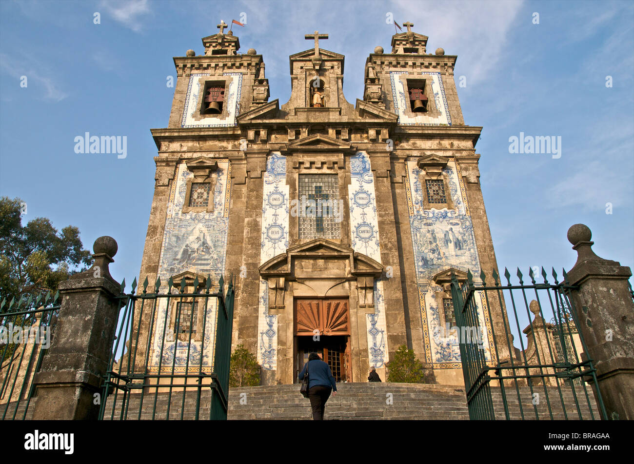 Kirche von st ildefonso -Fotos und -Bildmaterial in hoher Auflösung – Alamy