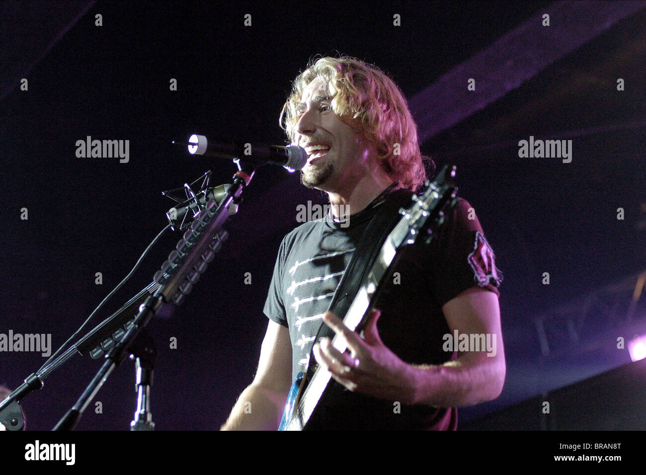 Singer nickelback chad kroeger -Fotos und -Bildmaterial in hoher ...