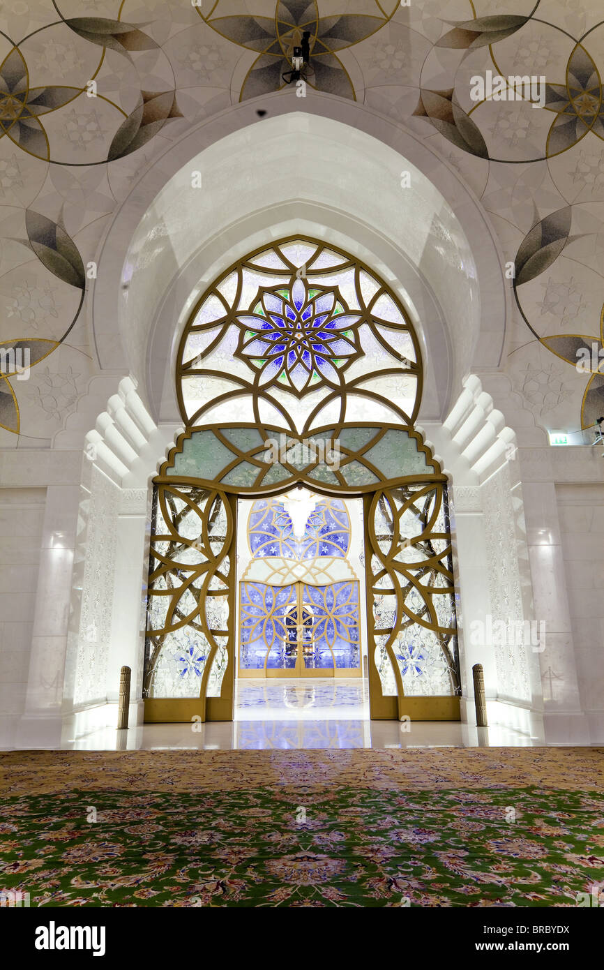 Sheikh zayed bin sultan a -Fotos und -Bildmaterial in hoher Auflösung ...