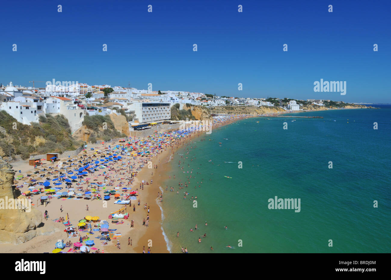 Portugal albufeira strand -Fotos und -Bildmaterial in hoher Auflösung ...