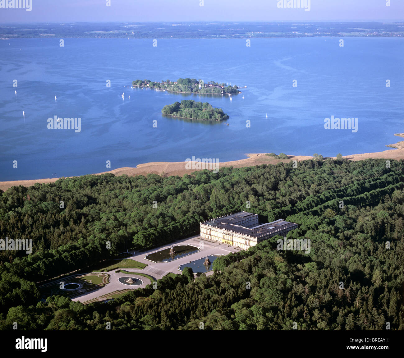 Schloss herrenchiemsee -Fotos und -Bildmaterial in hoher Auflösung – Alamy