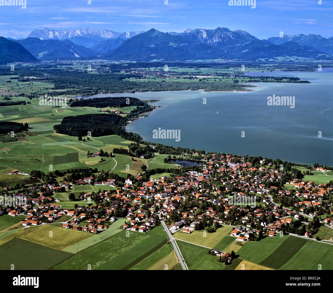 Luftbild, Chieming auf See Chiemsee, Chiemgau, Oberbayern, Deutschland ...