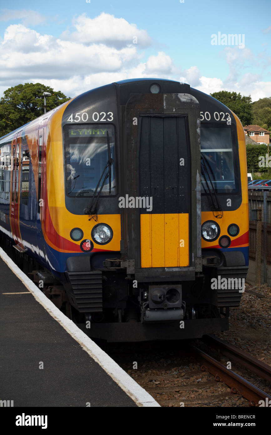 Ankunft in lymington hafen -Fotos und -Bildmaterial in hoher Auflösung ...