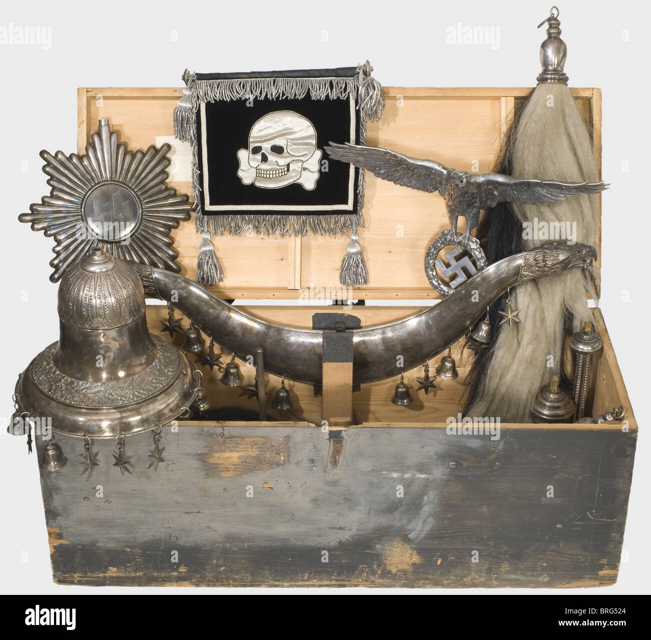 Ein Modell 1936 'Jingling Johnny', aus Waffen-SS in allen Teilen ...