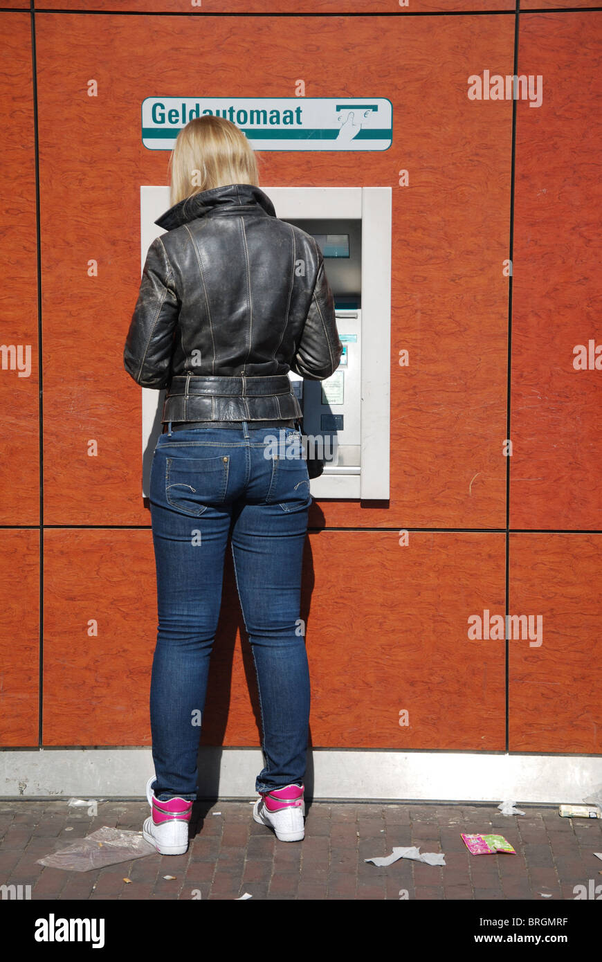 Ec card cash machine -Fotos und -Bildmaterial in hoher Auflösung – Alamy