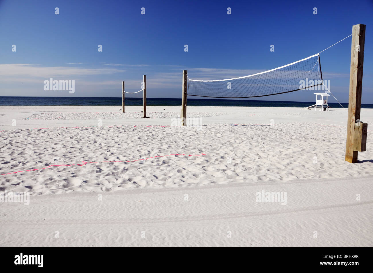Beachvolleyball auf sand Stockfotos und -bilder Kaufen - Alamy