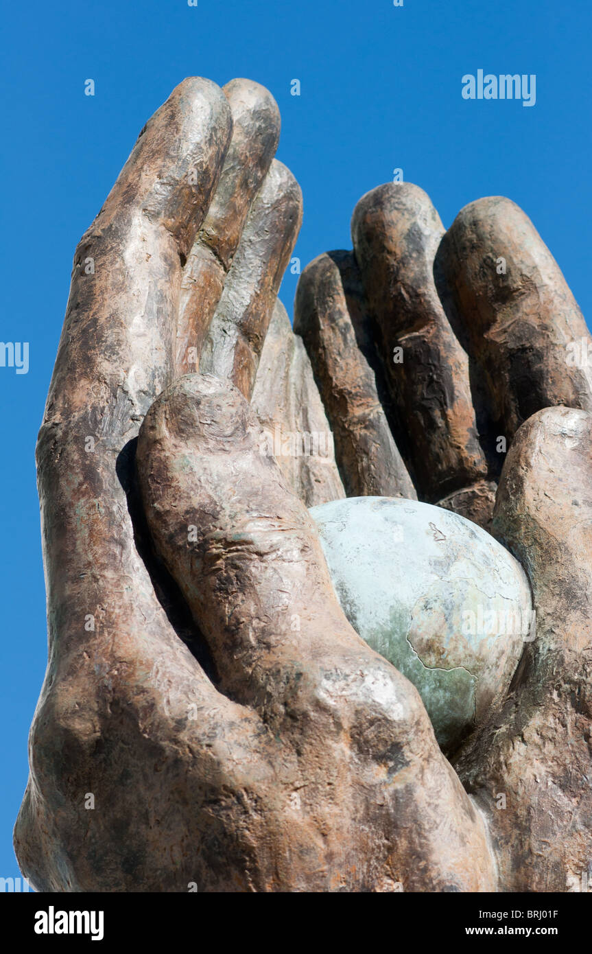 Der Baum des Lebens-Gedenkstätte für die Opfer der Blitz in Birmingham ...