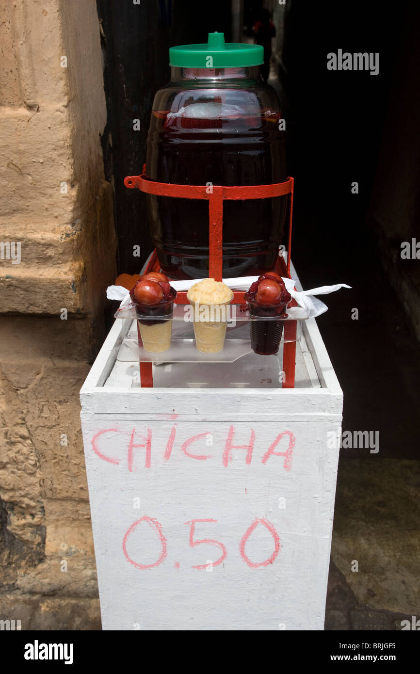 Chica morada -Fotos und -Bildmaterial in hoher Auflösung – Alamy