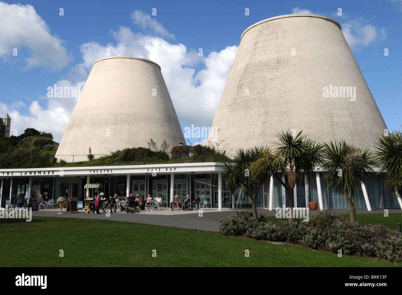 Devon ilfracombe wahrzeichen theater -Fotos und -Bildmaterial in hoher ...