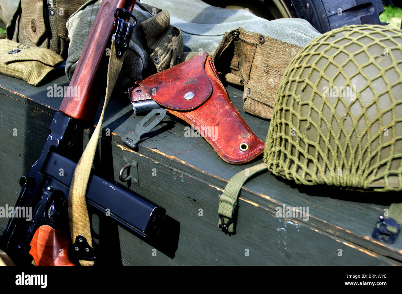 Thompson.45 Kaliber Maschinenpistole, M1A1, Modell 1911 Kaliber.45 ...