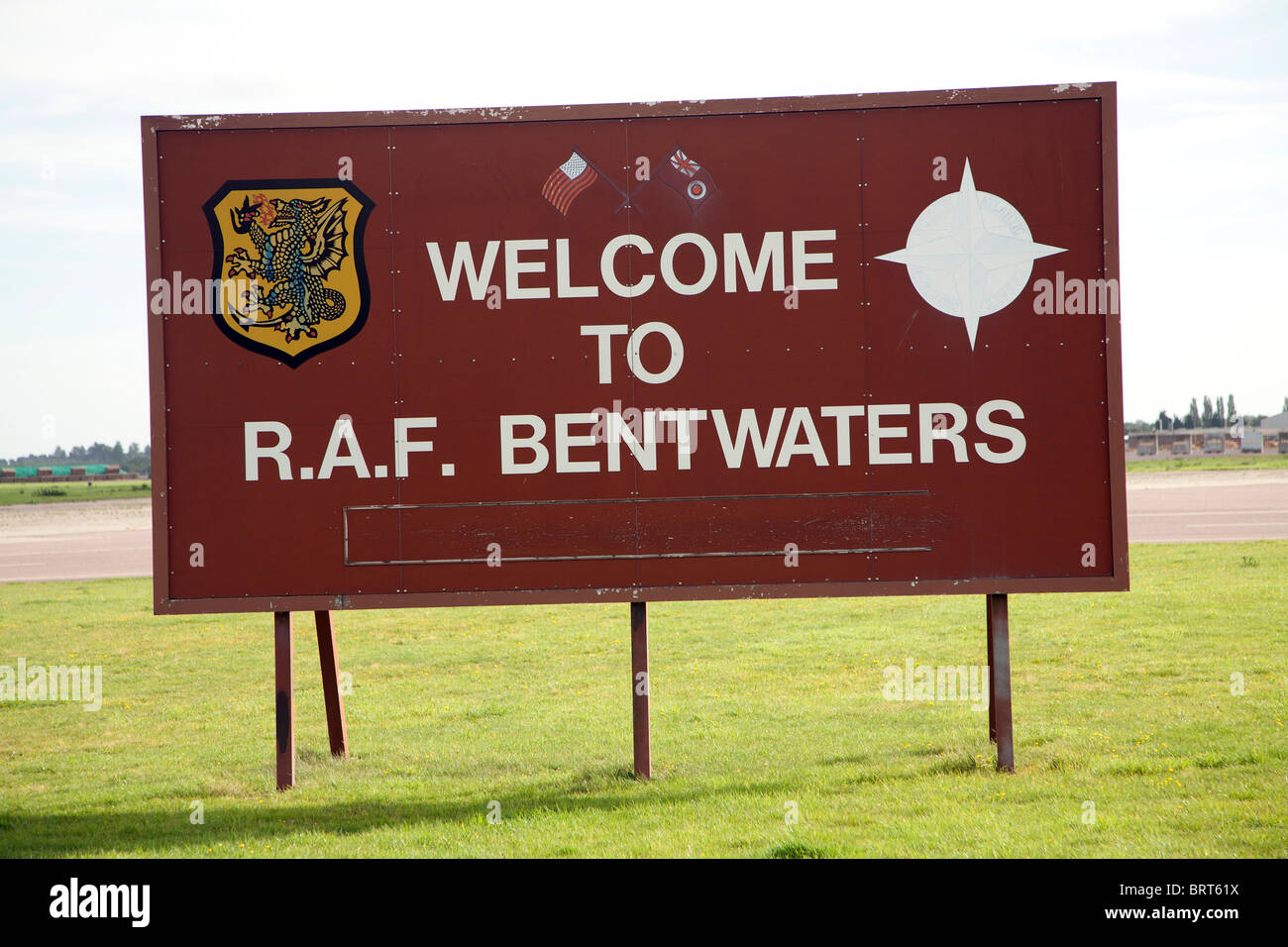 Willkommen Sie bei RAF Bentwaters Zeichen, ehemaliger USAF RAF ...