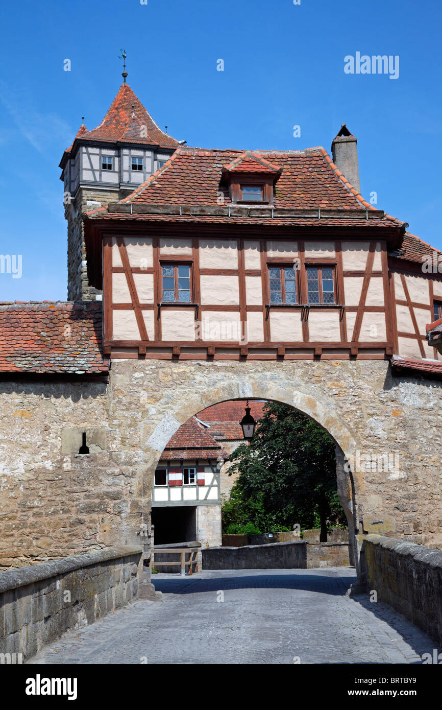 RÖDER-Bastion im Ring der mittelalterlichen Stadtmauer in Rothenburg Ob ...