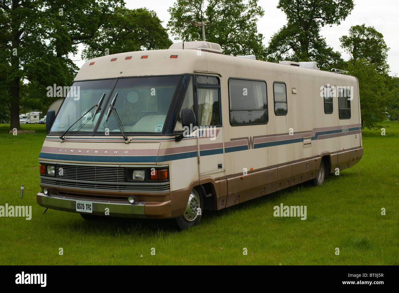 Große alte Winnebago Wohnmobil Brown Stockfotografie - Alamy