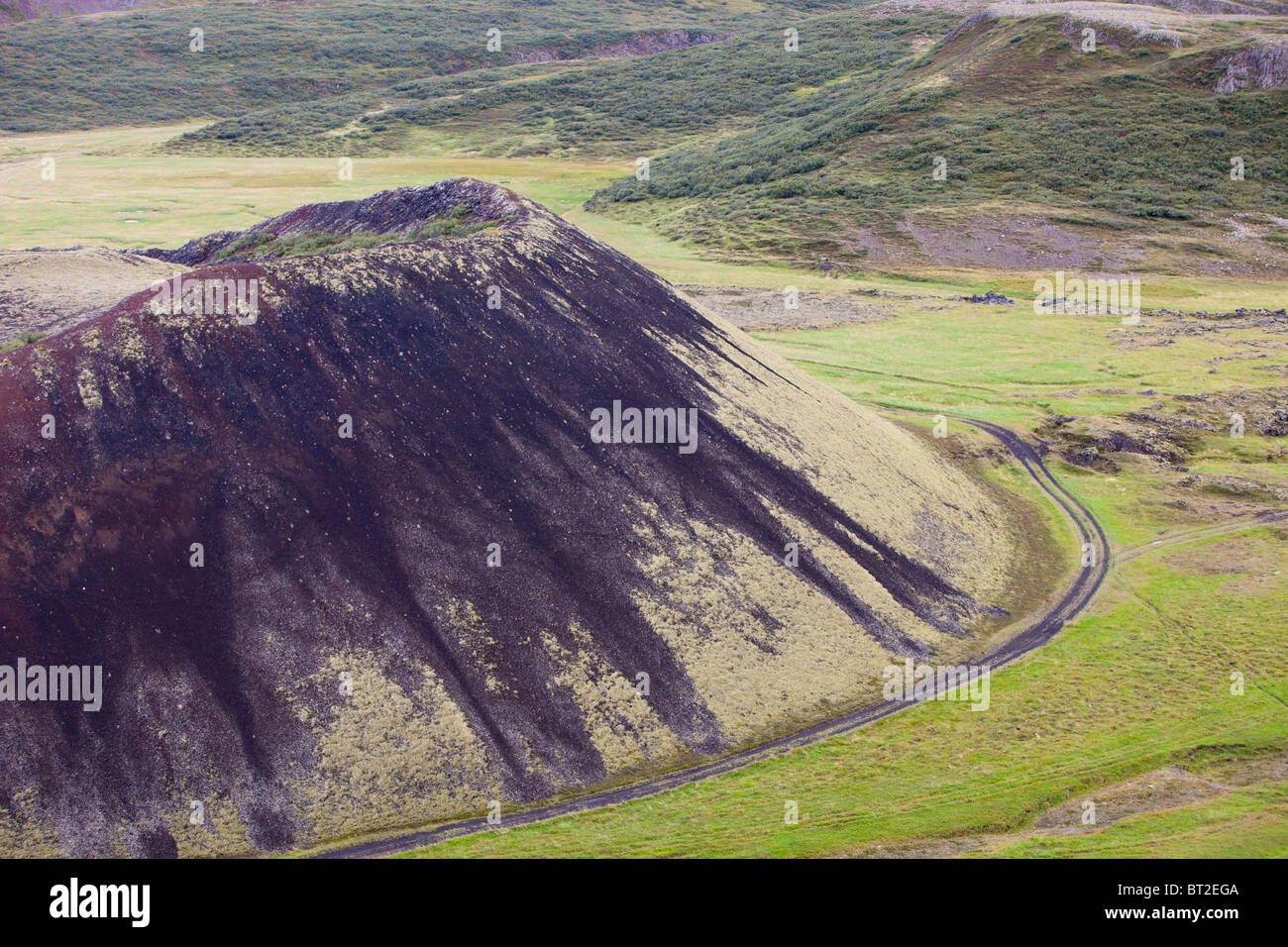 Grabrokarfell verursacht ein Krater durch eine Fissur Eruption in der ...