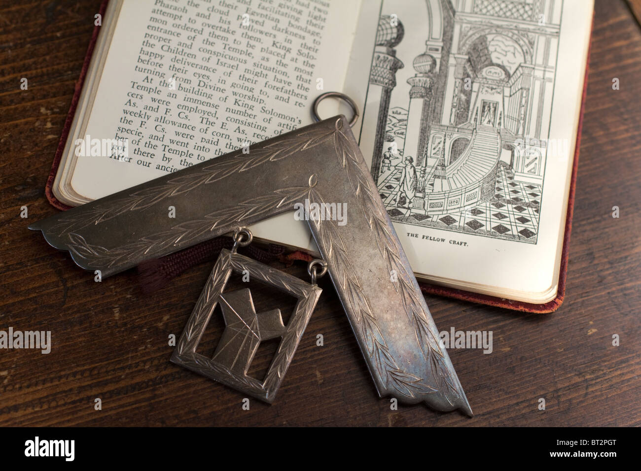 Freimaurerloge medailleninsignienmauerwerk -Fotos und -Bildmaterial in ...
