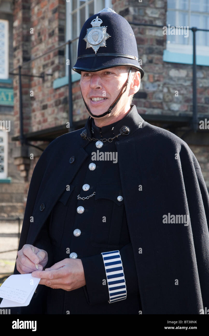 1940s Police Constable Uniform Stockfotos und -bilder Kaufen - Alamy