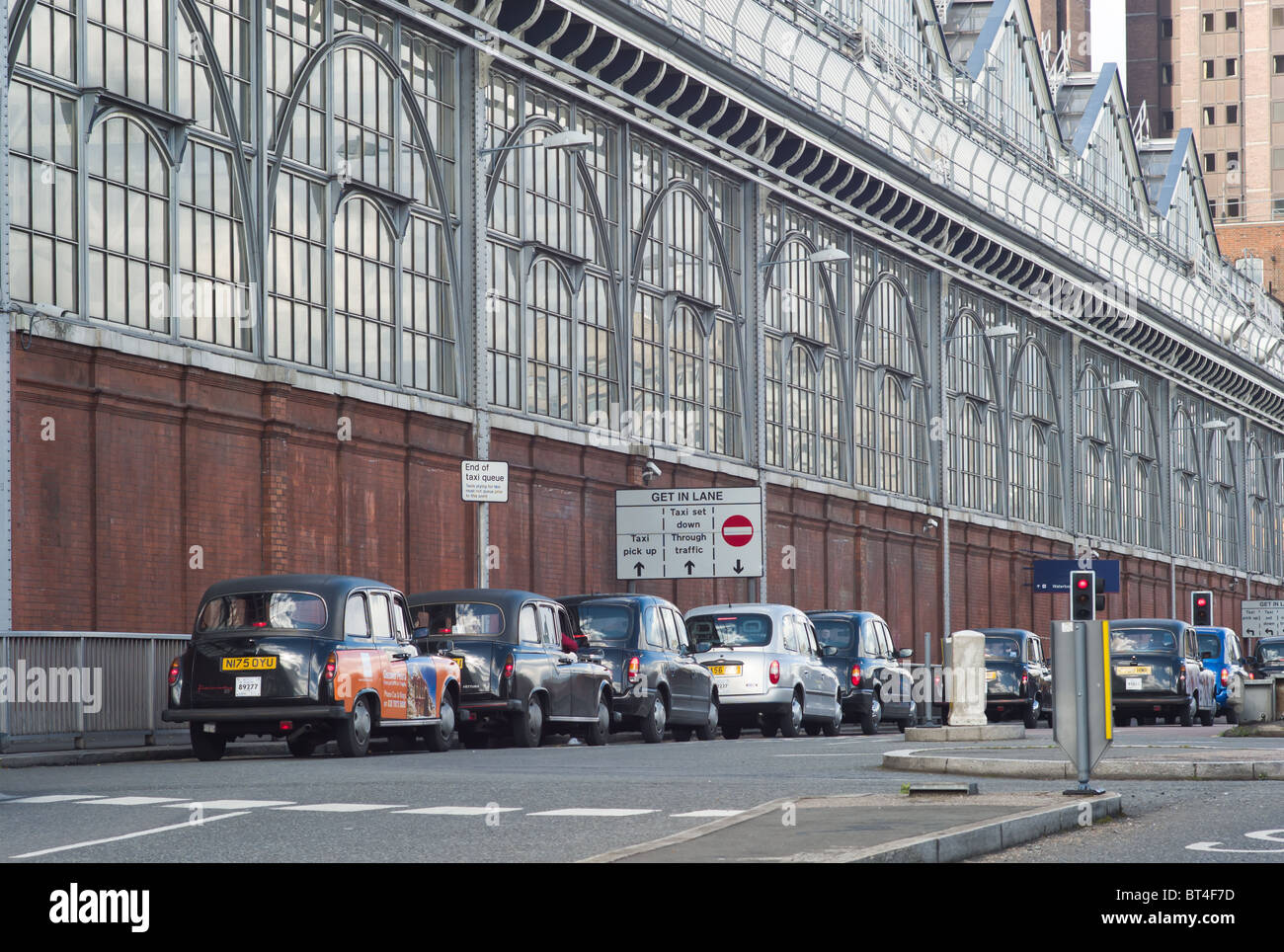 Londoner taxistand -Fotos und -Bildmaterial in hoher Auflösung – Alamy