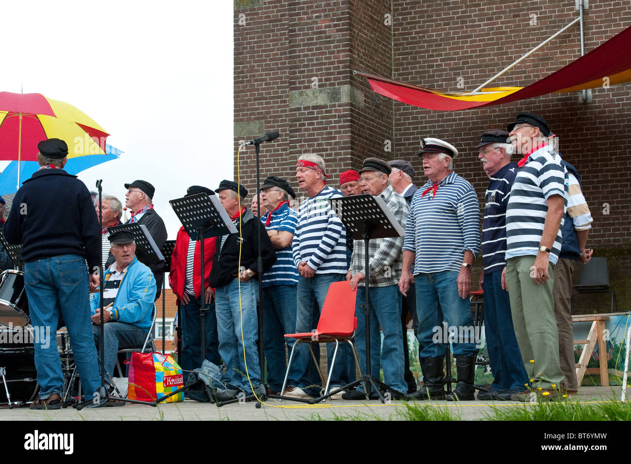 Shanty chor -Fotos und -Bildmaterial in hoher Auflösung – Alamy