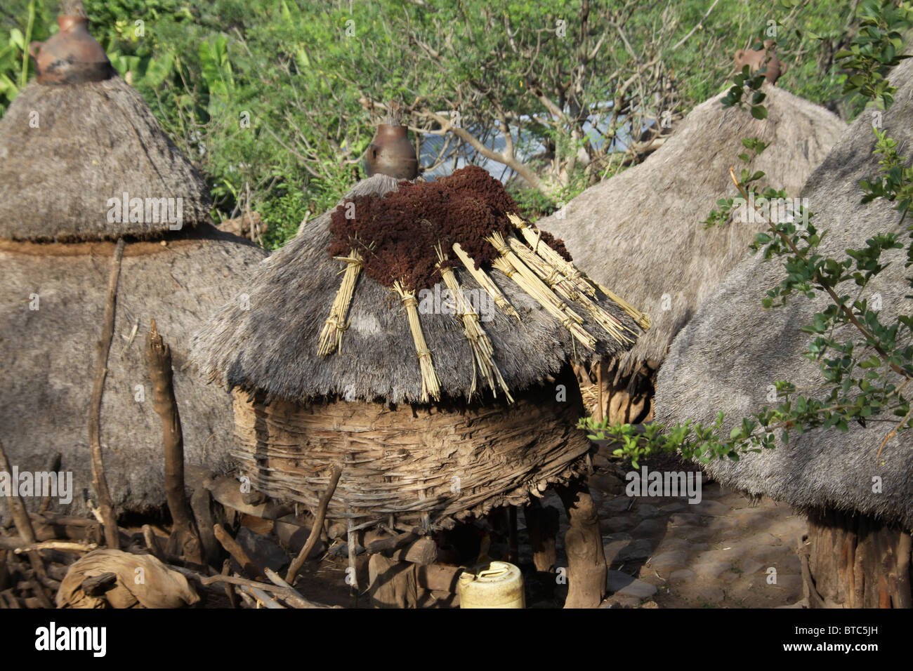 Konso dorf tradition -Fotos und -Bildmaterial in hoher Auflösung – Alamy