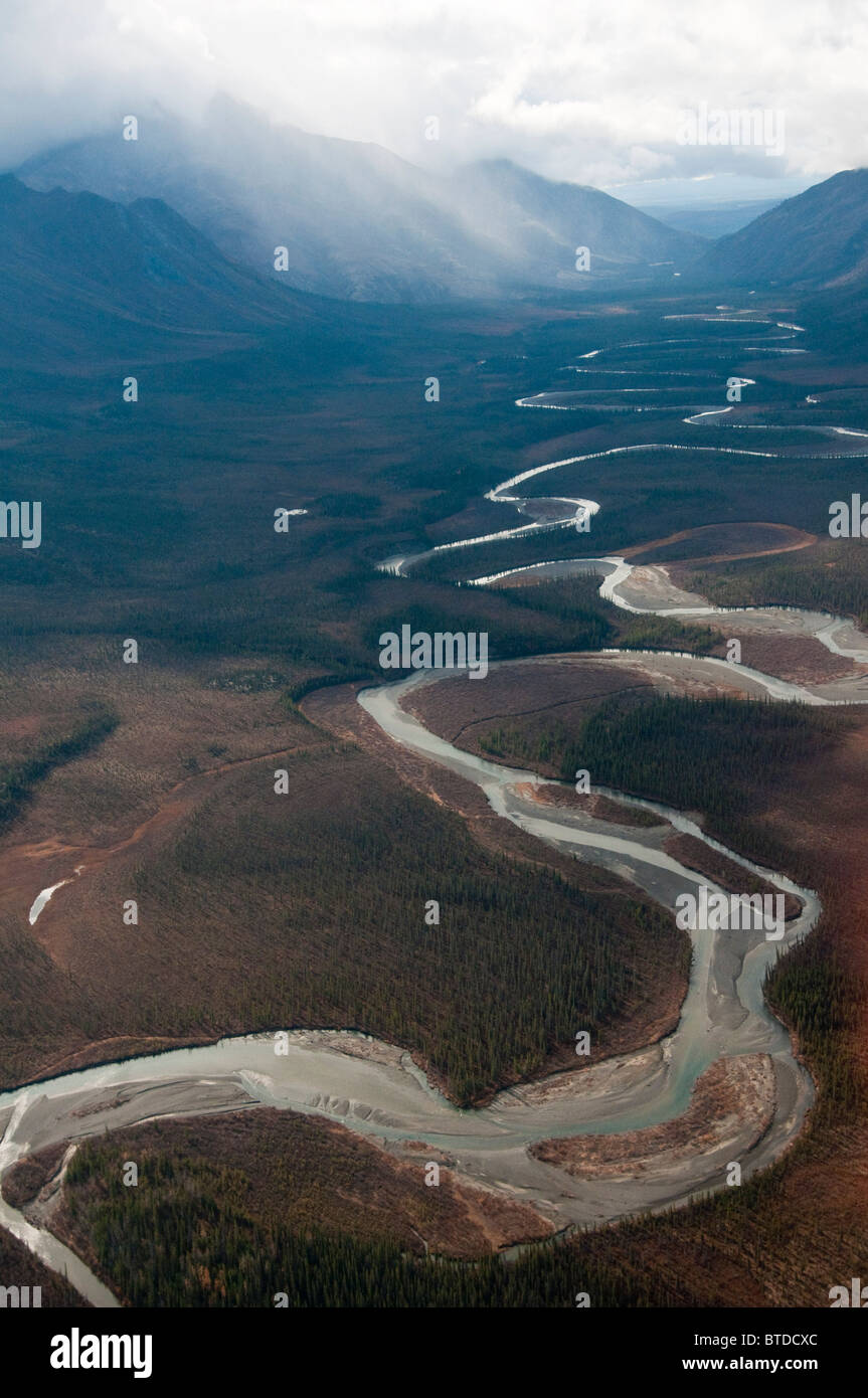 Meander river alaska -Fotos und -Bildmaterial in hoher Auflösung – Alamy
