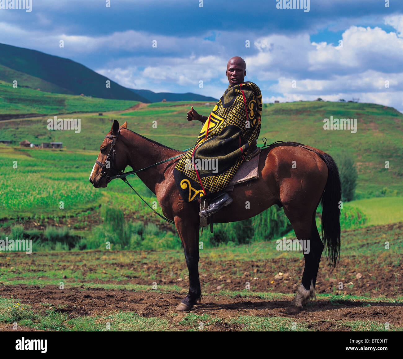 Basotho traditional hat -Fotos und -Bildmaterial in hoher Auflösung ...
