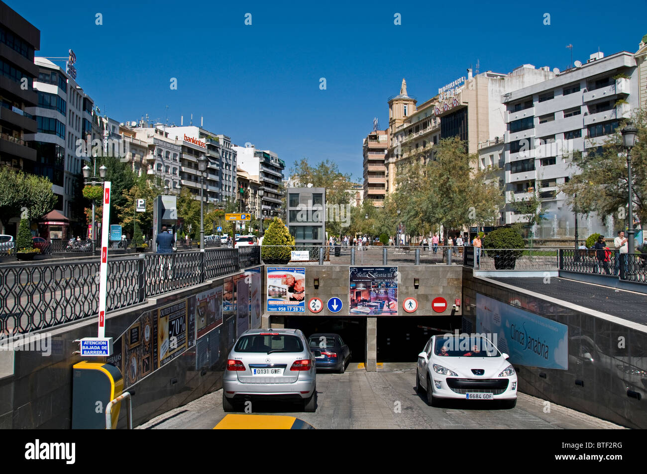 Parking garage -Fotos und -Bildmaterial in hoher Auflösung – Alamy