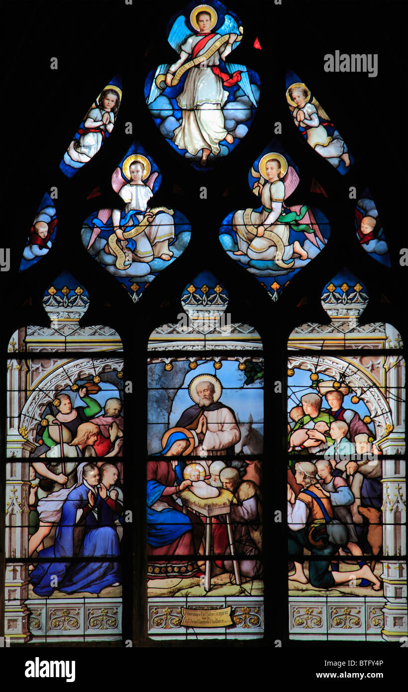Stained glass window eglise st -Fotos und -Bildmaterial in hoher Auflösung – Alamy