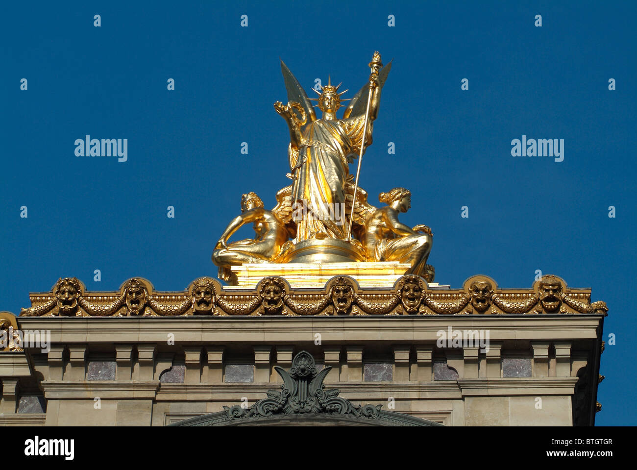 Opera garnier see unterirdisch -Fotos und -Bildmaterial in hoher ...