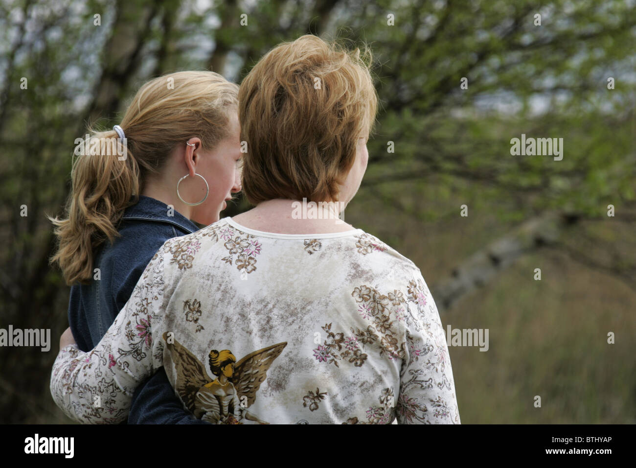 Teenager trauer -Fotos und -Bildmaterial in hoher Auflösung – Alamy