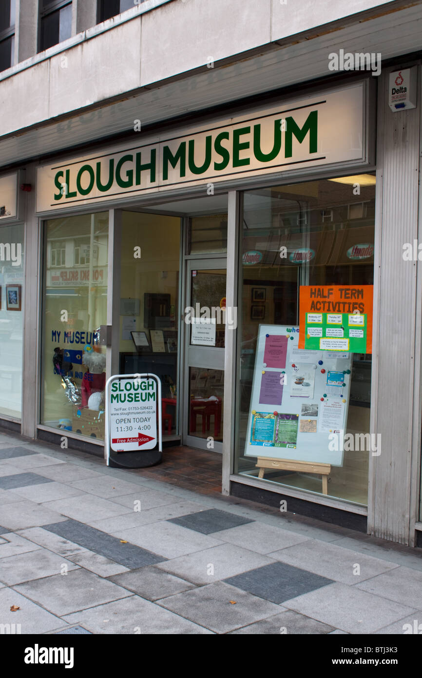 Slough museum -Fotos und -Bildmaterial in hoher Auflösung – Alamy