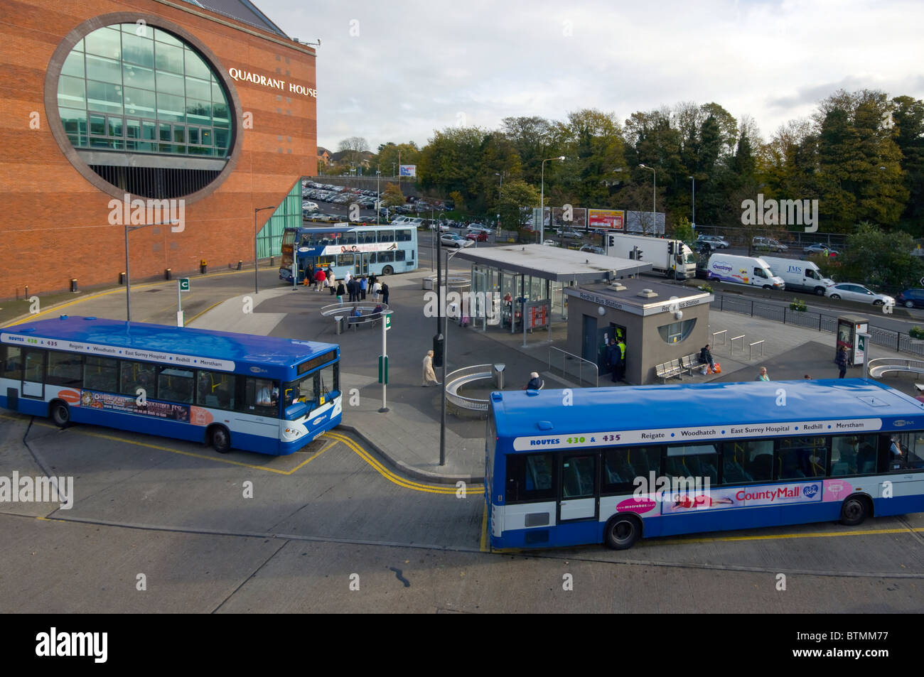 Redhill buses -Fotos und -Bildmaterial in hoher Auflösung – Alamy