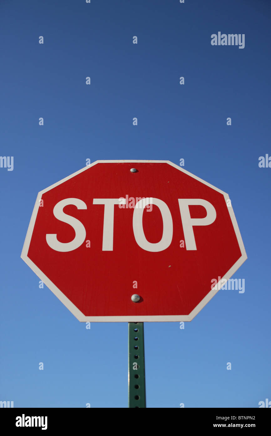 Verkehrsregeln befolgen -Fotos und -Bildmaterial in hoher Auflösung – Alamy