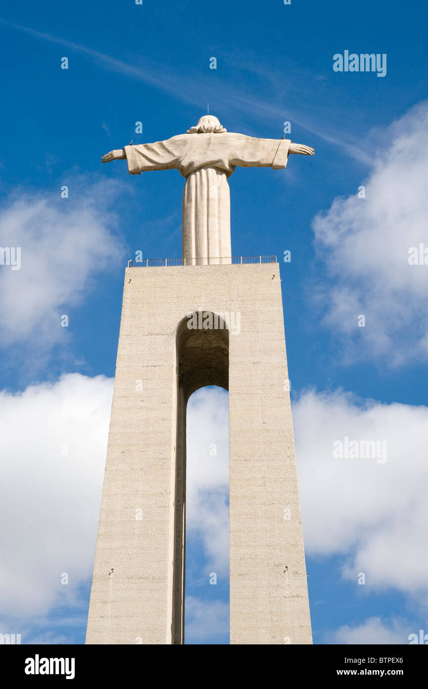 Cristo rei statue lisbon -Fotos und -Bildmaterial in hoher Auflösung – Alamy